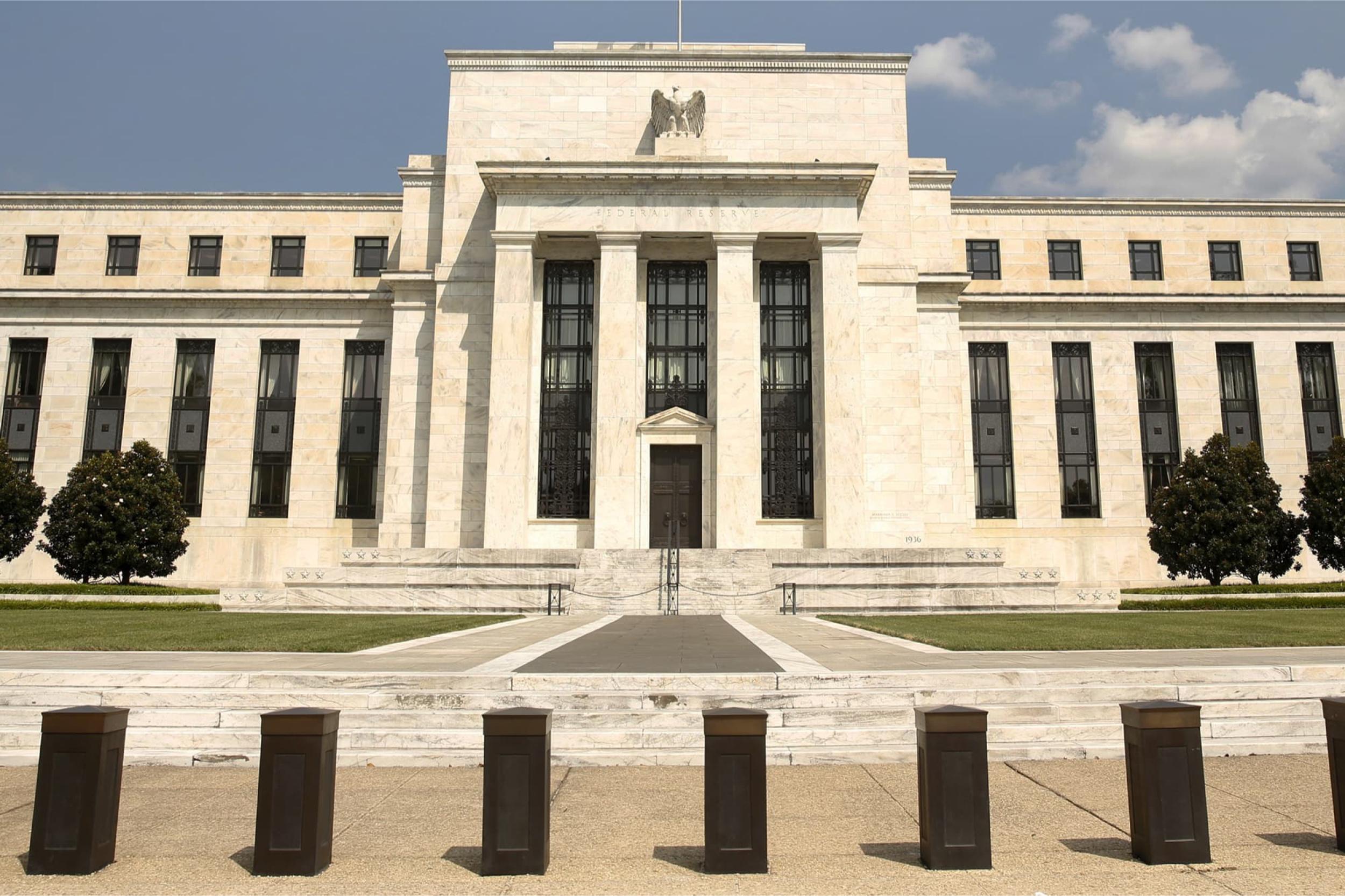 US Federal Reserve Requires Banks to Obtain Approval Before Conducting ...